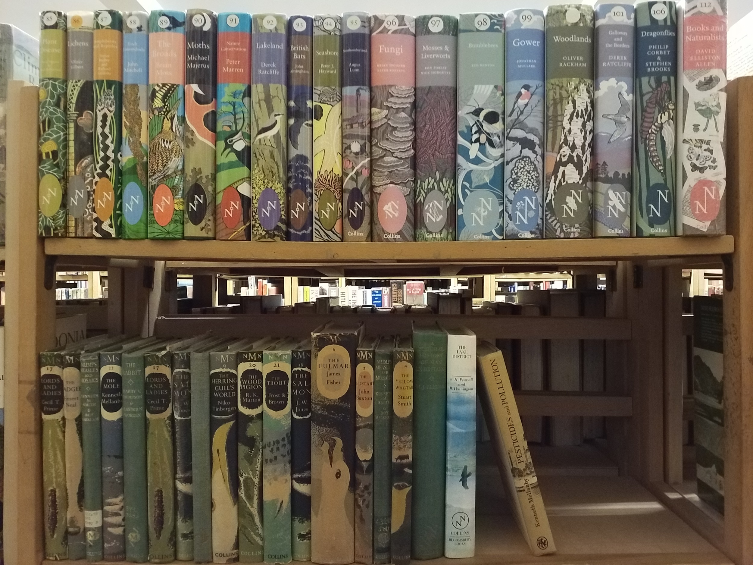 Lot 177 - New Naturalist. 87 volumes of the New