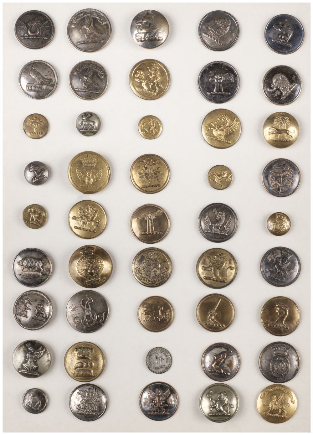 Lot 665 - Livery Buttons. A collection of