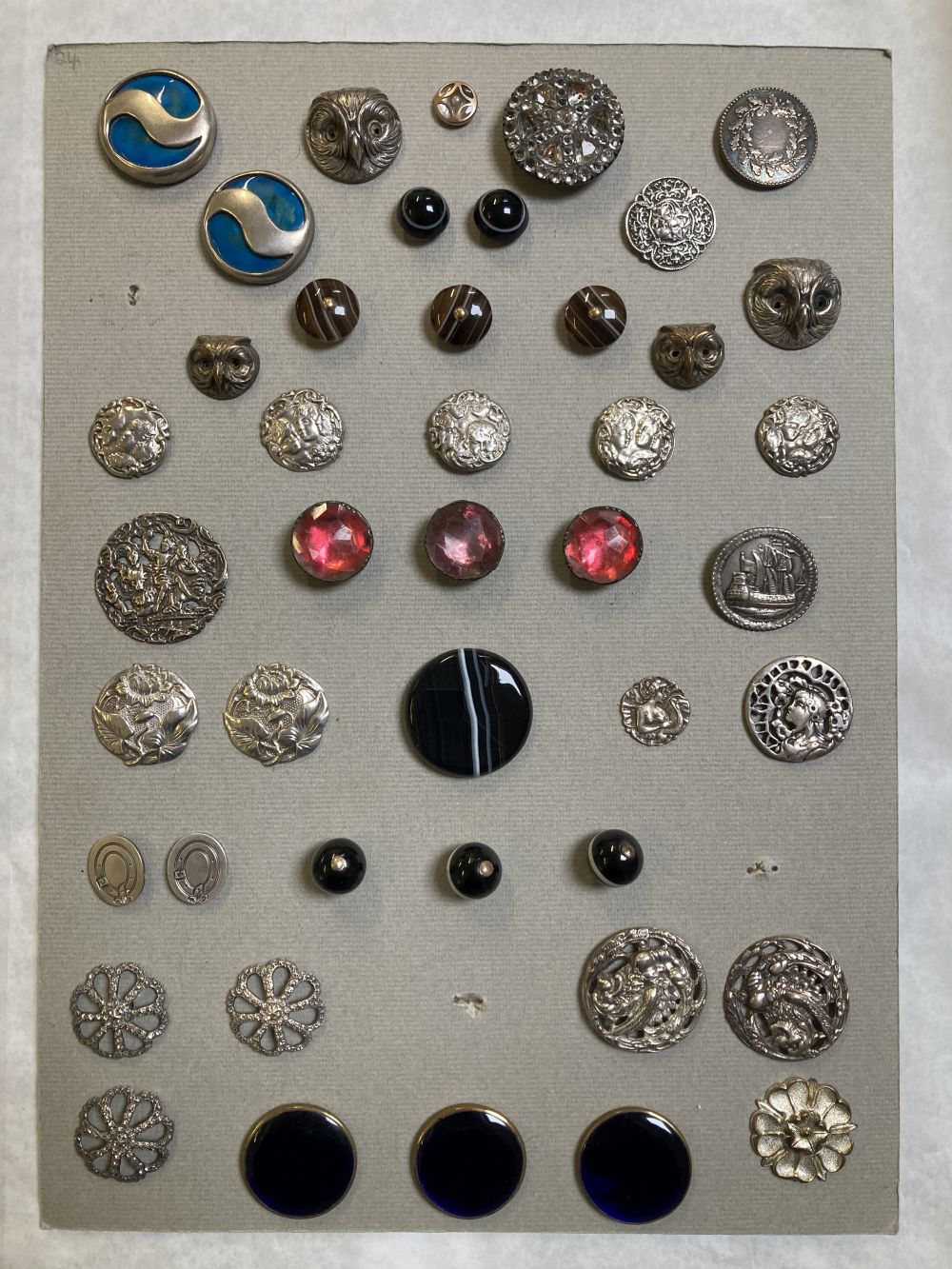 Lot 640 - Art Nouveau Silver Buttons.