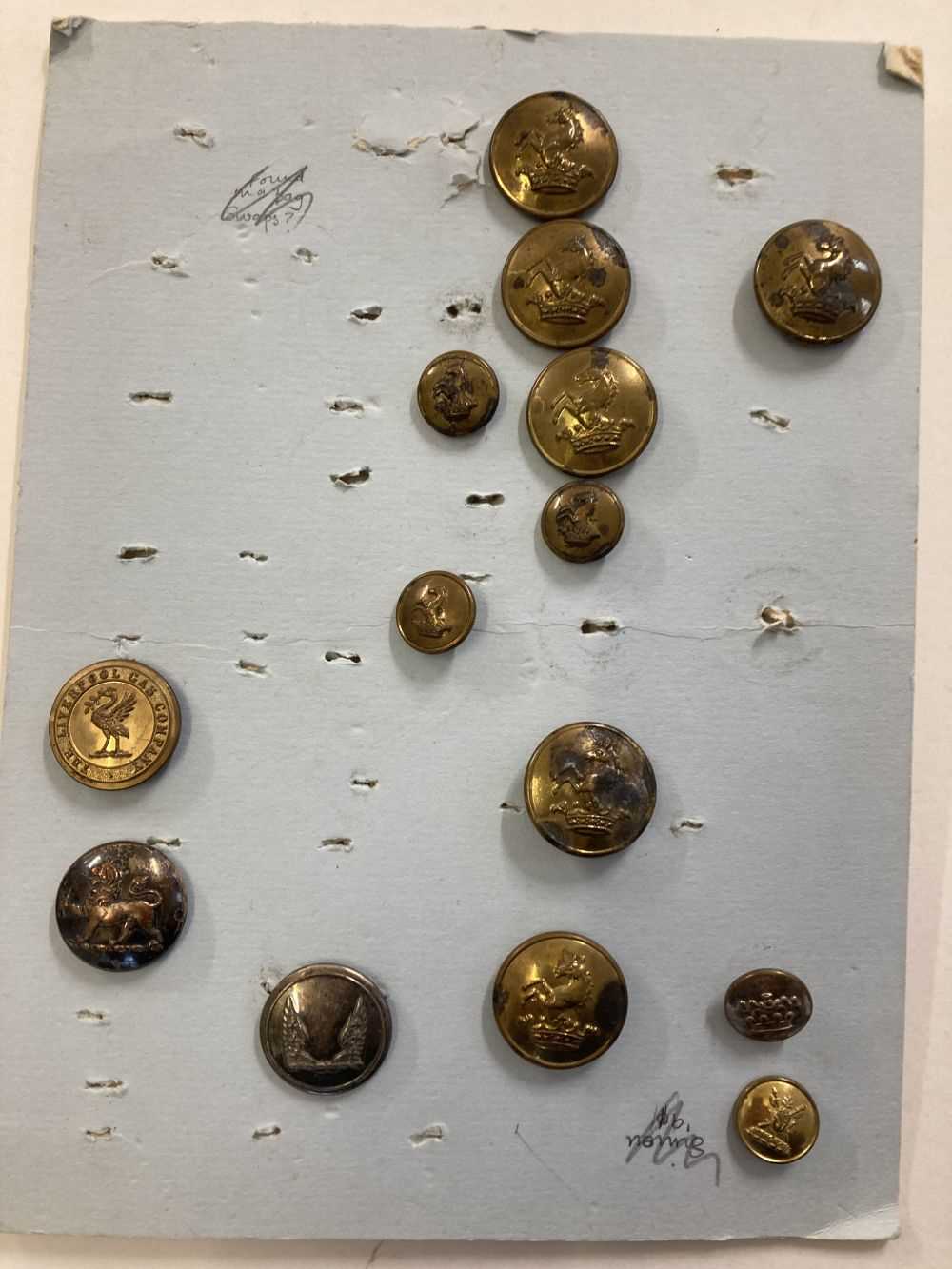 Lot 670 - Livery Buttons. A mixed collection of livery