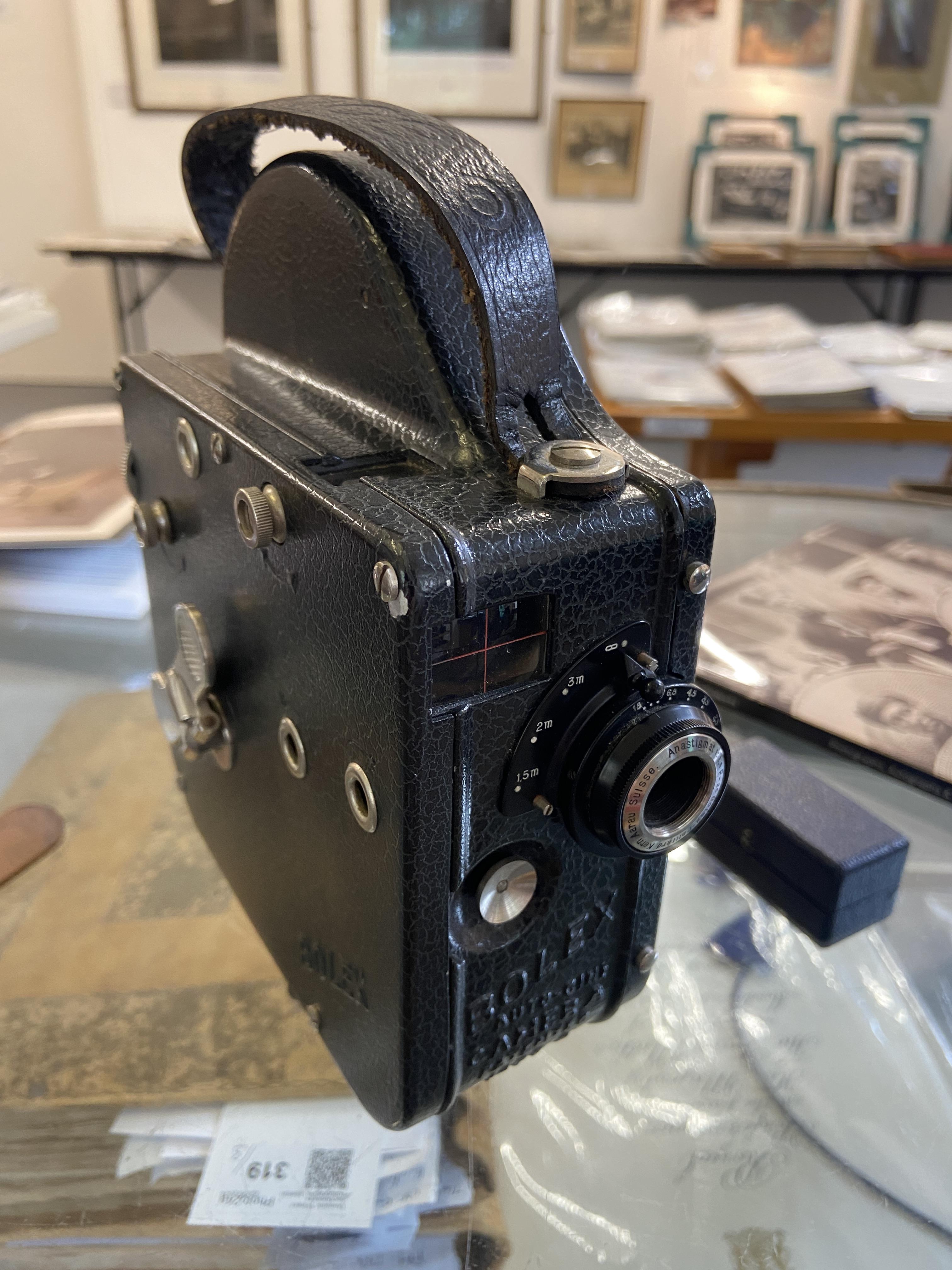 Lot 215 - Bolex Auto-Cine (Model B II) 16mm Super-XX