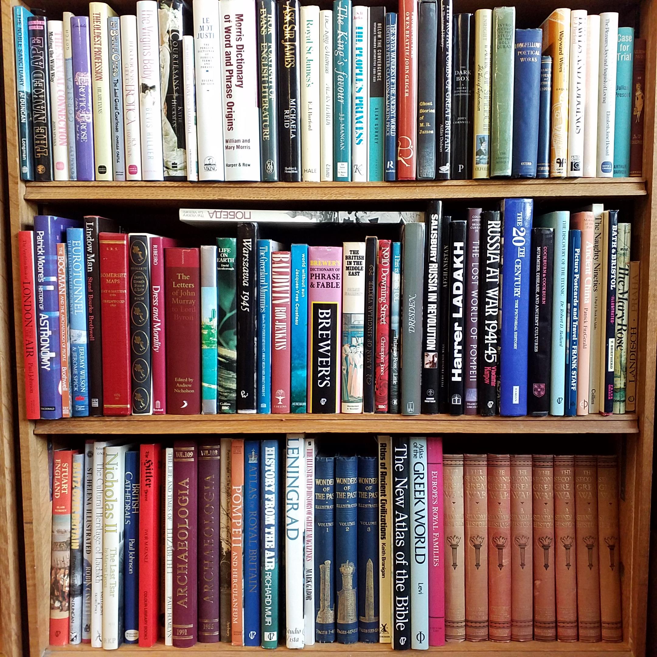 Lot 472 - History. A large collection of modern