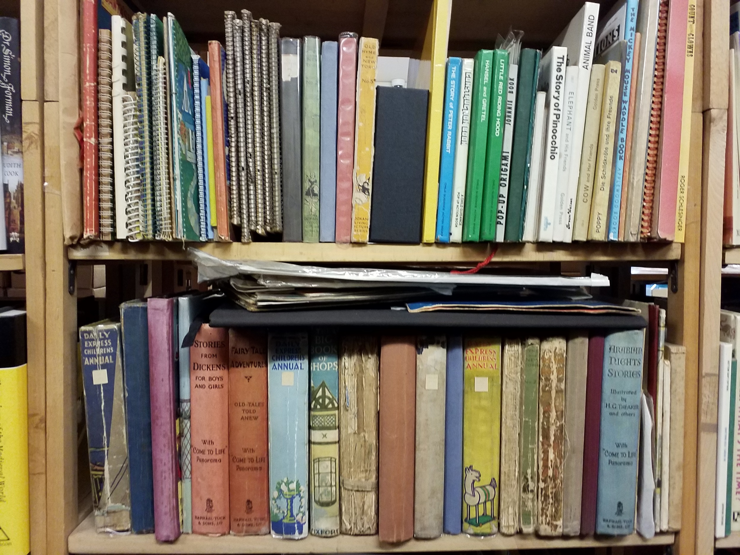 Lot 413 - Pop-Up Books. A large collection of 20th