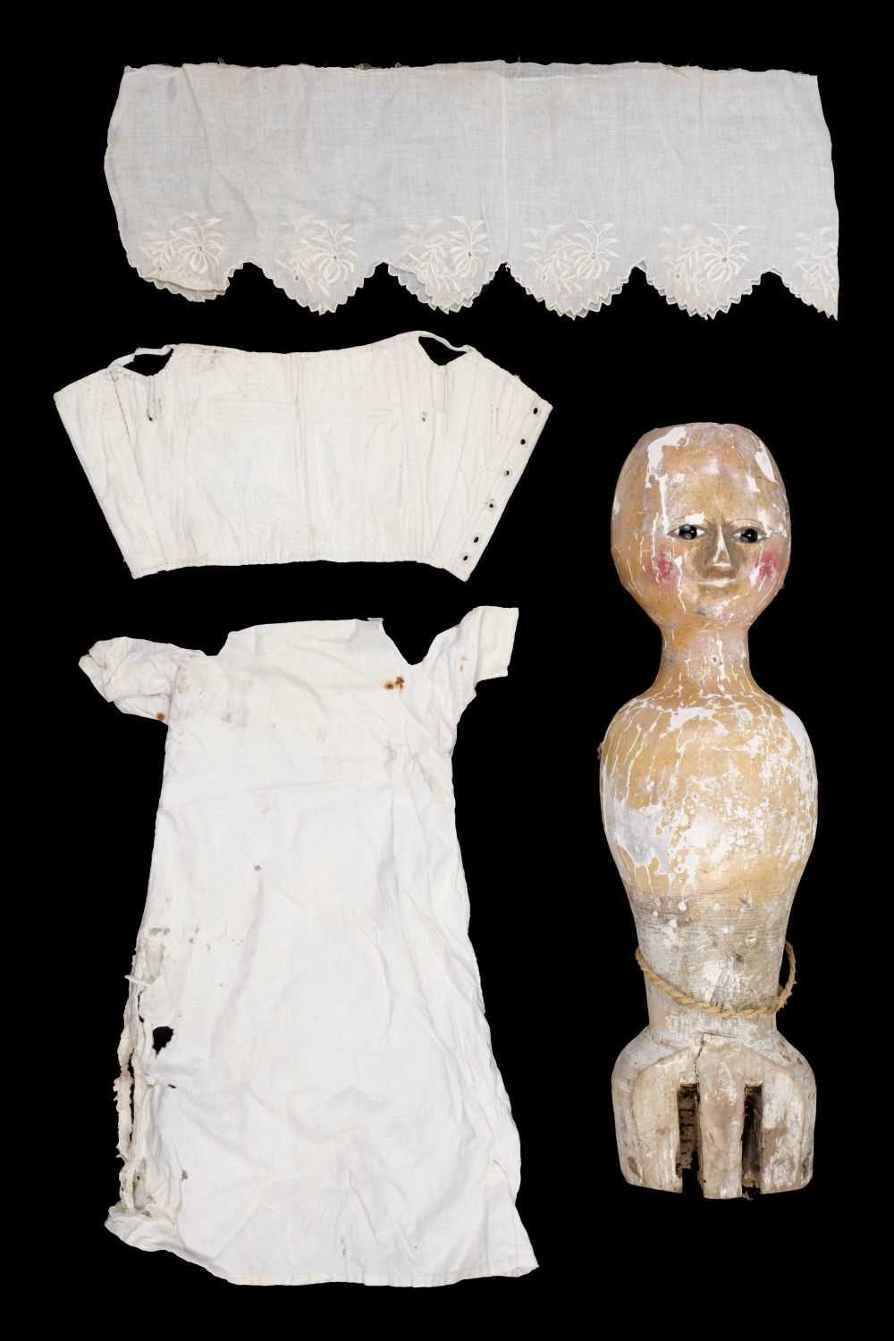 Lot 554 - Doll. A George III painted carved wooden