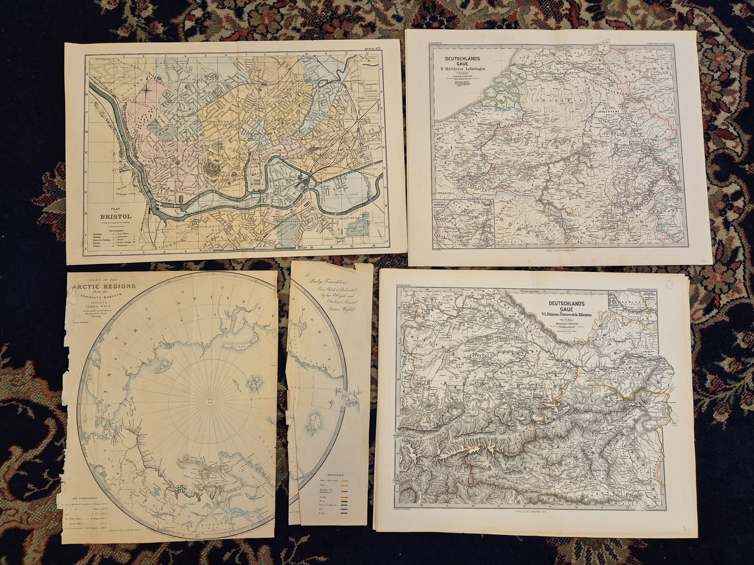 Lot 108 - Maps. A Collection of approximately 250