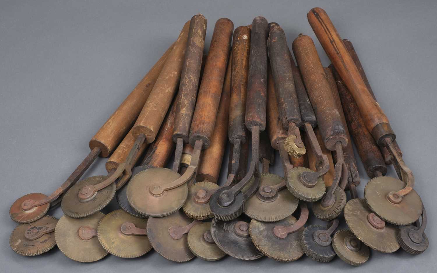 Lot 218 - Decorative rolls & fillets. A collection of