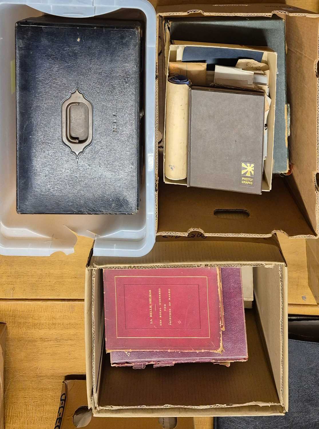 Lot 243 - Documents & Ephemera. An assorted collection,