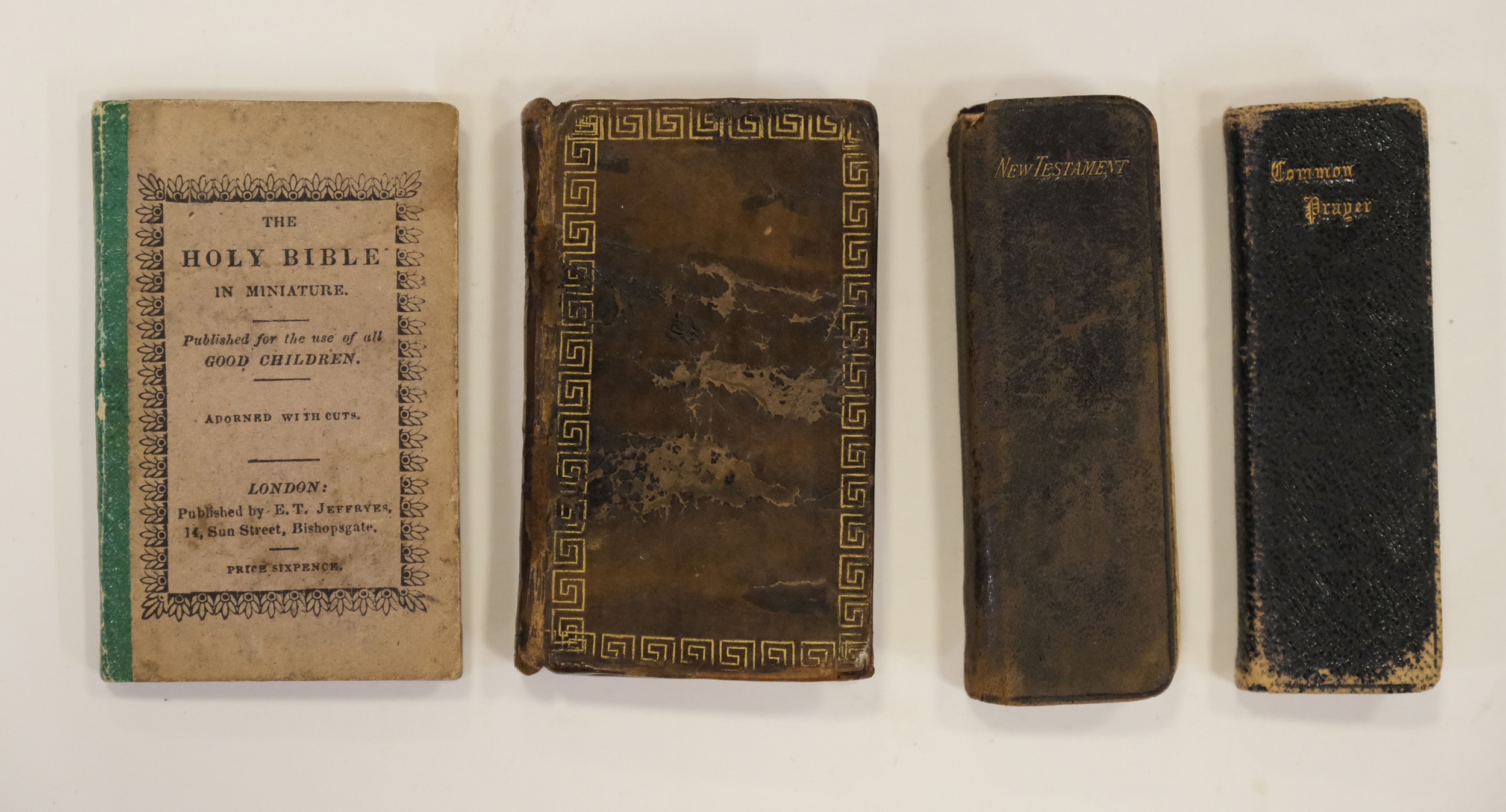 Lot 378 - Miniature Books. The New Testament, Glasgow:
