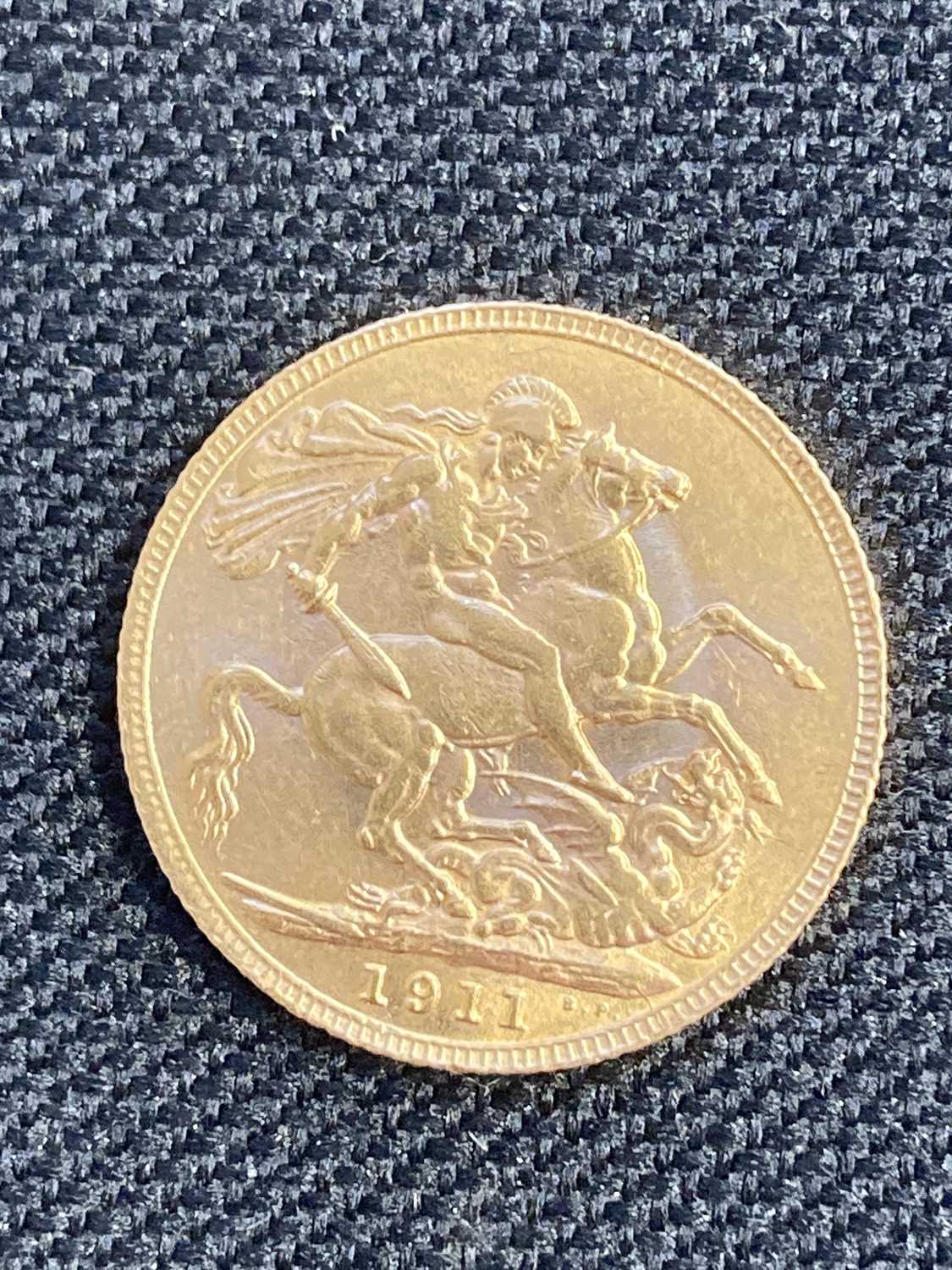 Lot 825 - Sovereign. George V Gold Sovereign, 1911,