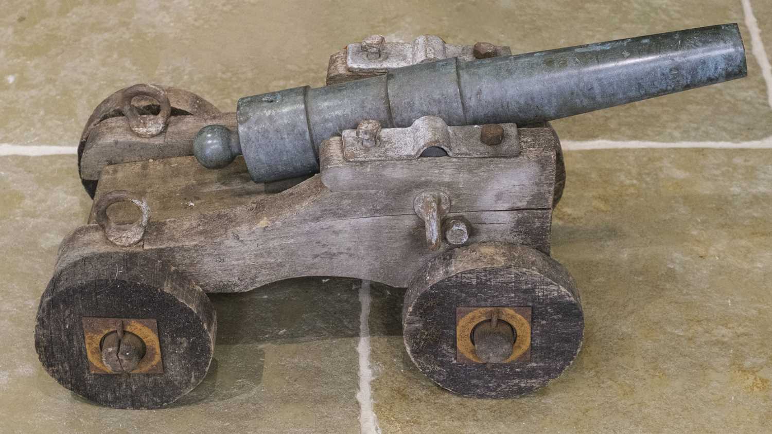 Lot 156 - Cannon. A Victorian bronze signal cannon