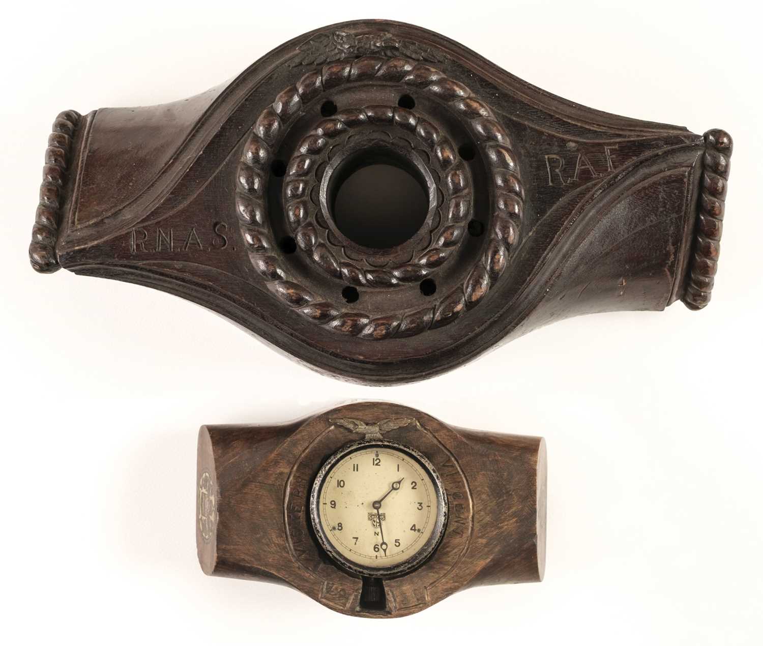 Lot 447 - Propeller. A WWI RNAS / RAF mahogany