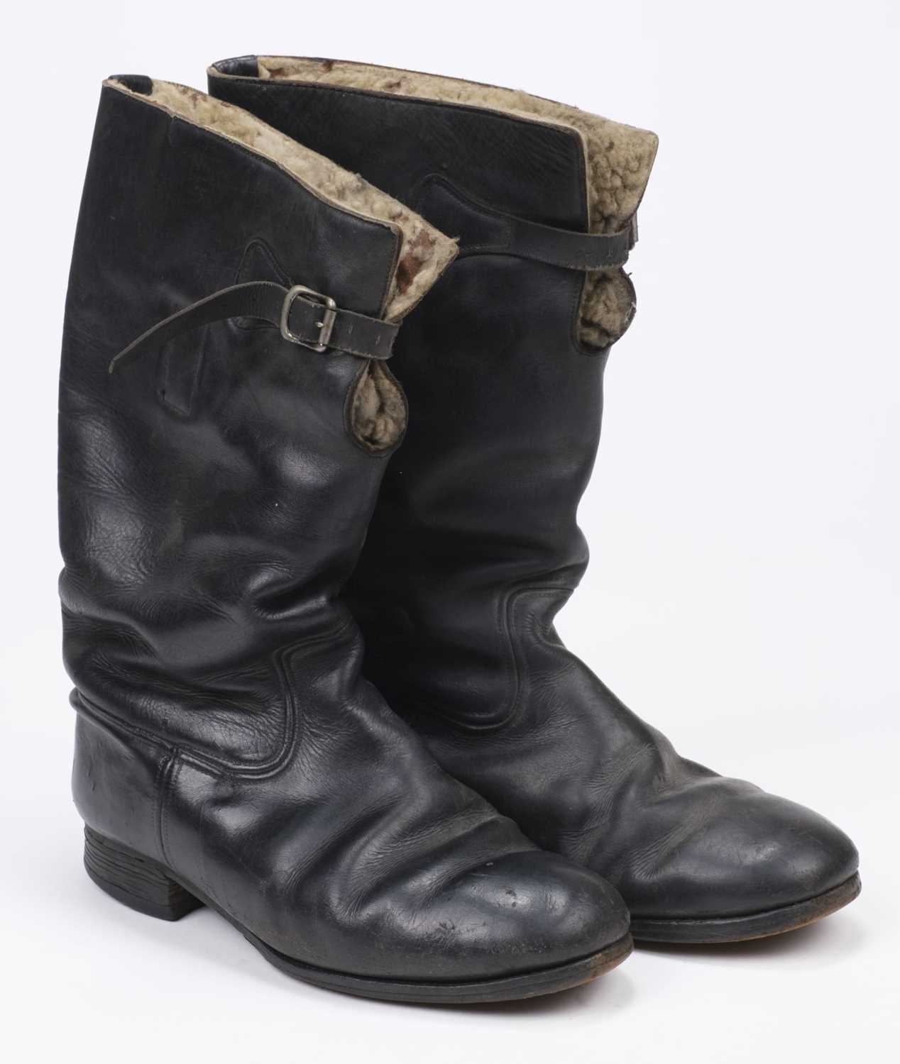 Lot 413 - Flying Boots. A pair of WWII RAF 1936