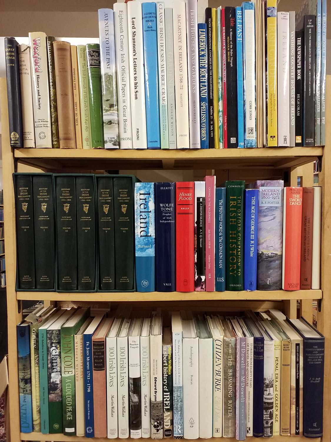 Lot 400 - Irish History. A large collection of 20th