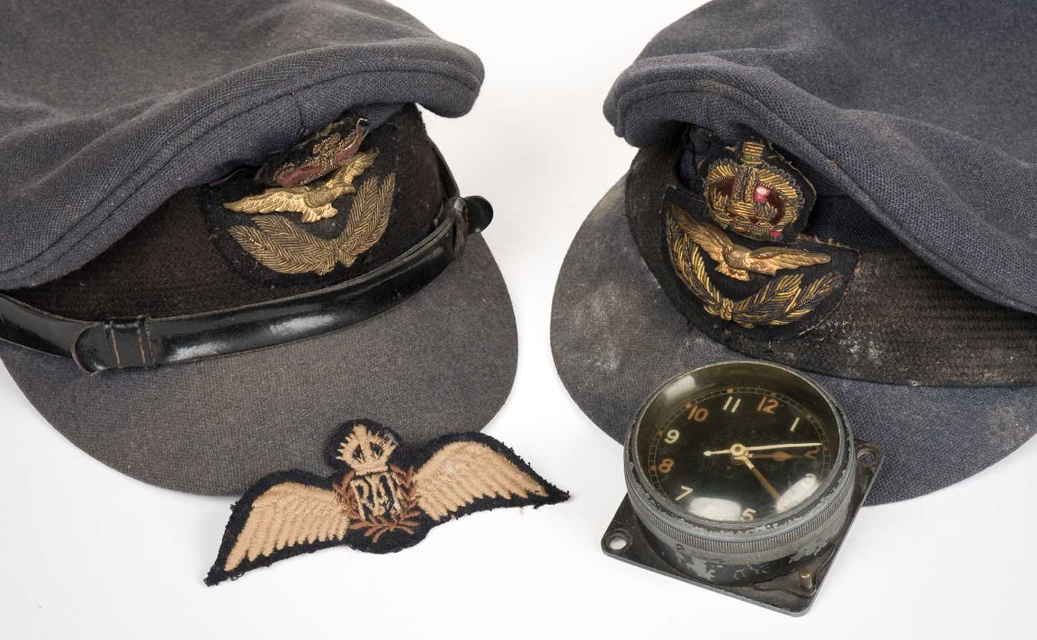 Lot 147 - RAF apparel. A WWII RAF service dress hat